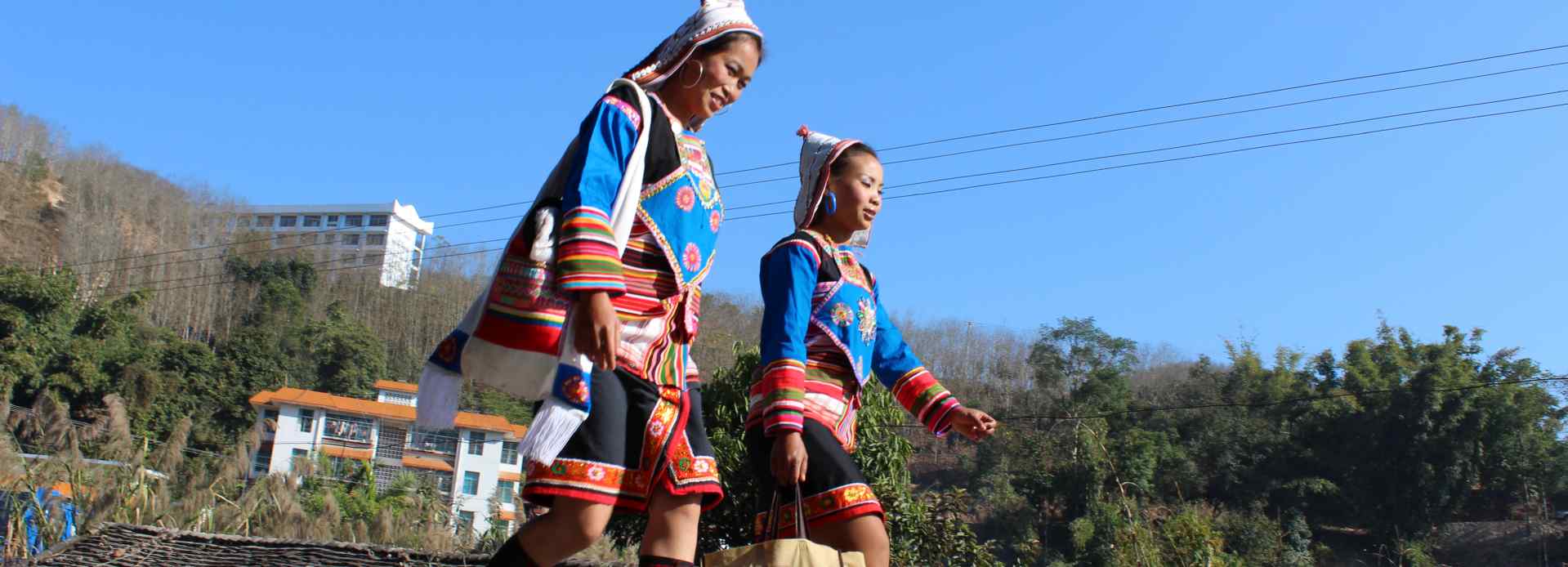 Idiomas alternativos entre la minoría Jinuo